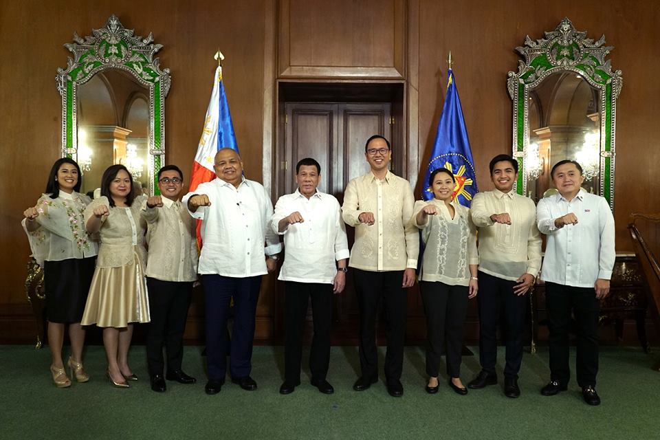 Pres. Duterte Administers Oath to New Gov't Appointees [IN PHOTOS ...
